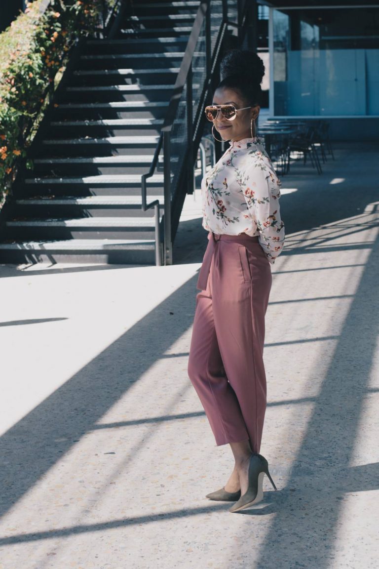 Spring Office Style | Floral Print + Blush Tones - Venti Fashion