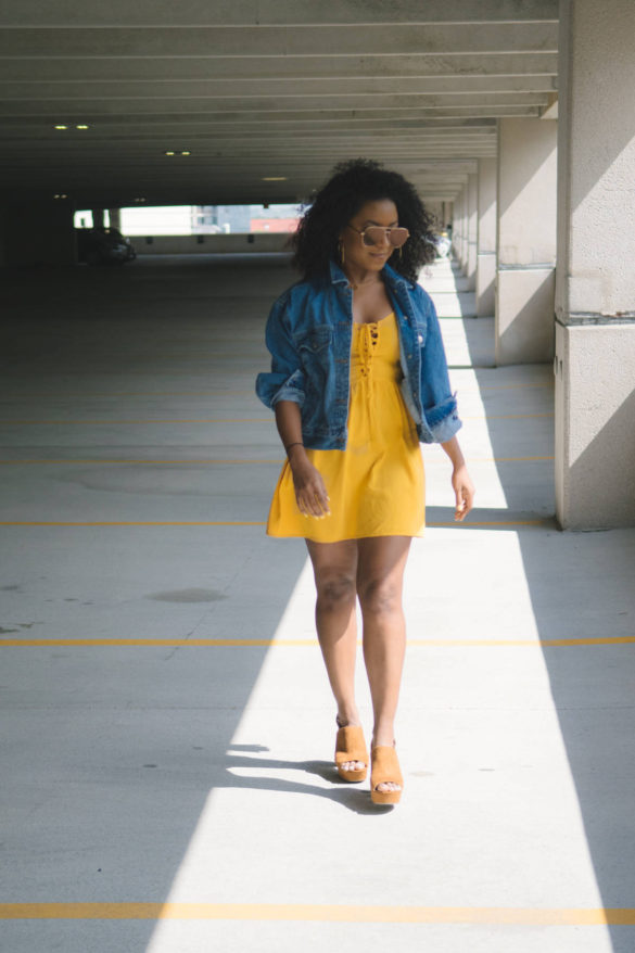 The Yellow Lace-Up Dress | #SpringTrends OOTD - Venti Fashion